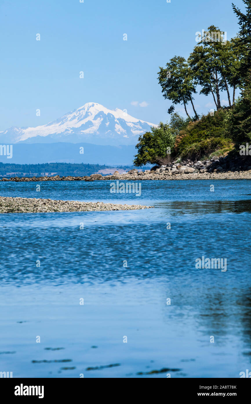 Baker island hi-res stock photography and images - Alamy