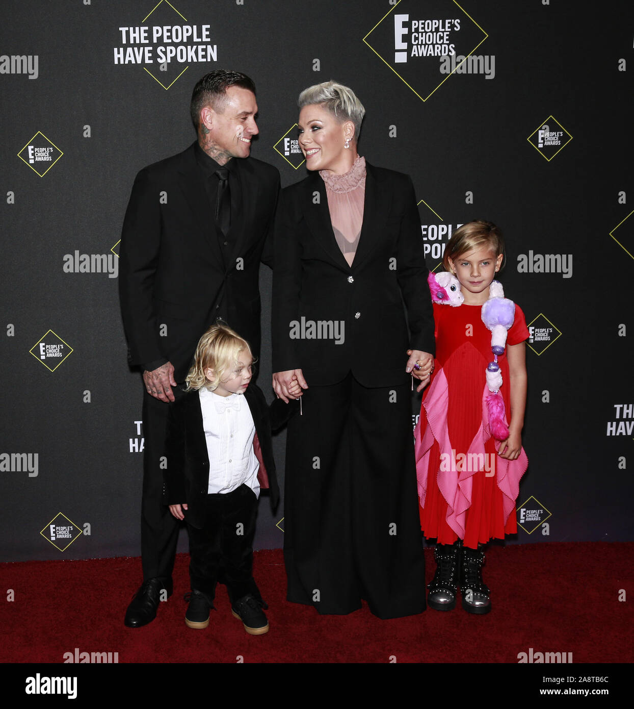 Carey Hart, P!NK, Willow Sage Hart and Jameson Hart Stock Photo - Alamy