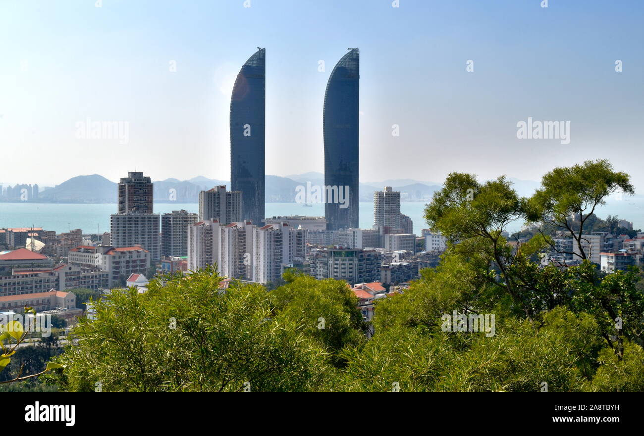 Xiamen city skyline from Wulao mountain park, Xiamen, China Stock Photo ...
