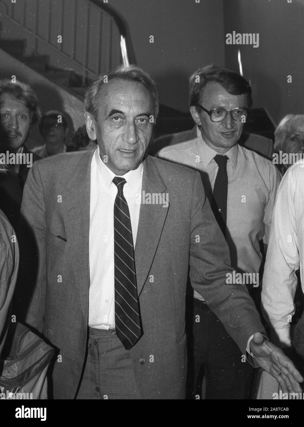 Tadeusz Mazowiecki, the first polish non communistic prime minister ...