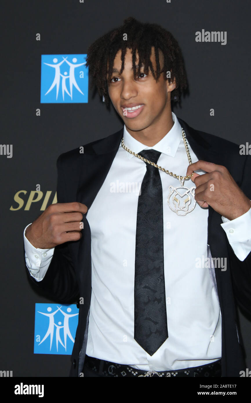 City of Hope Spirit of Life Gala at the Barker Hangar in Santa Monica ...