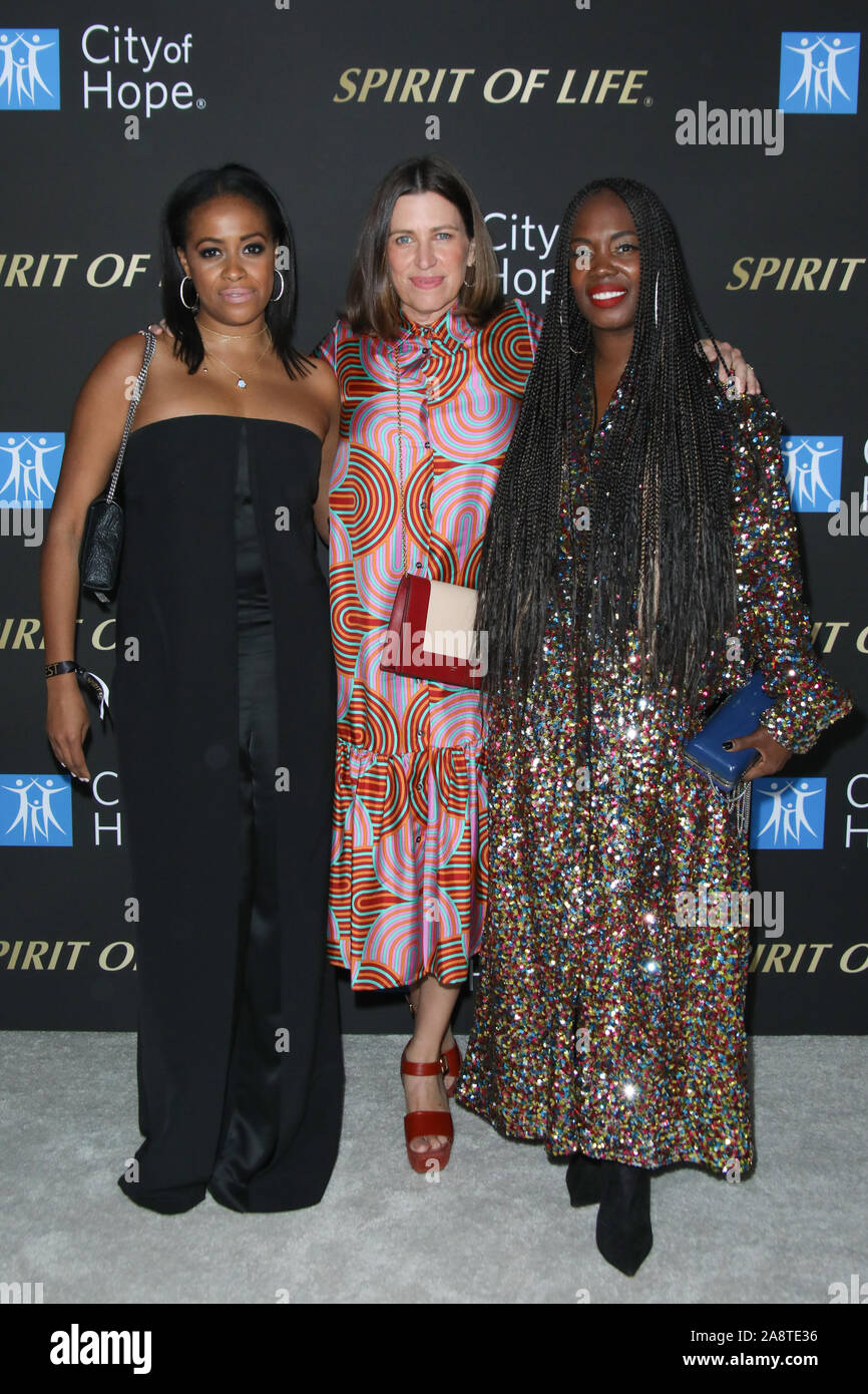 City of Hope Spirit of Life Gala at the Barker Hangar in Santa Monica ...