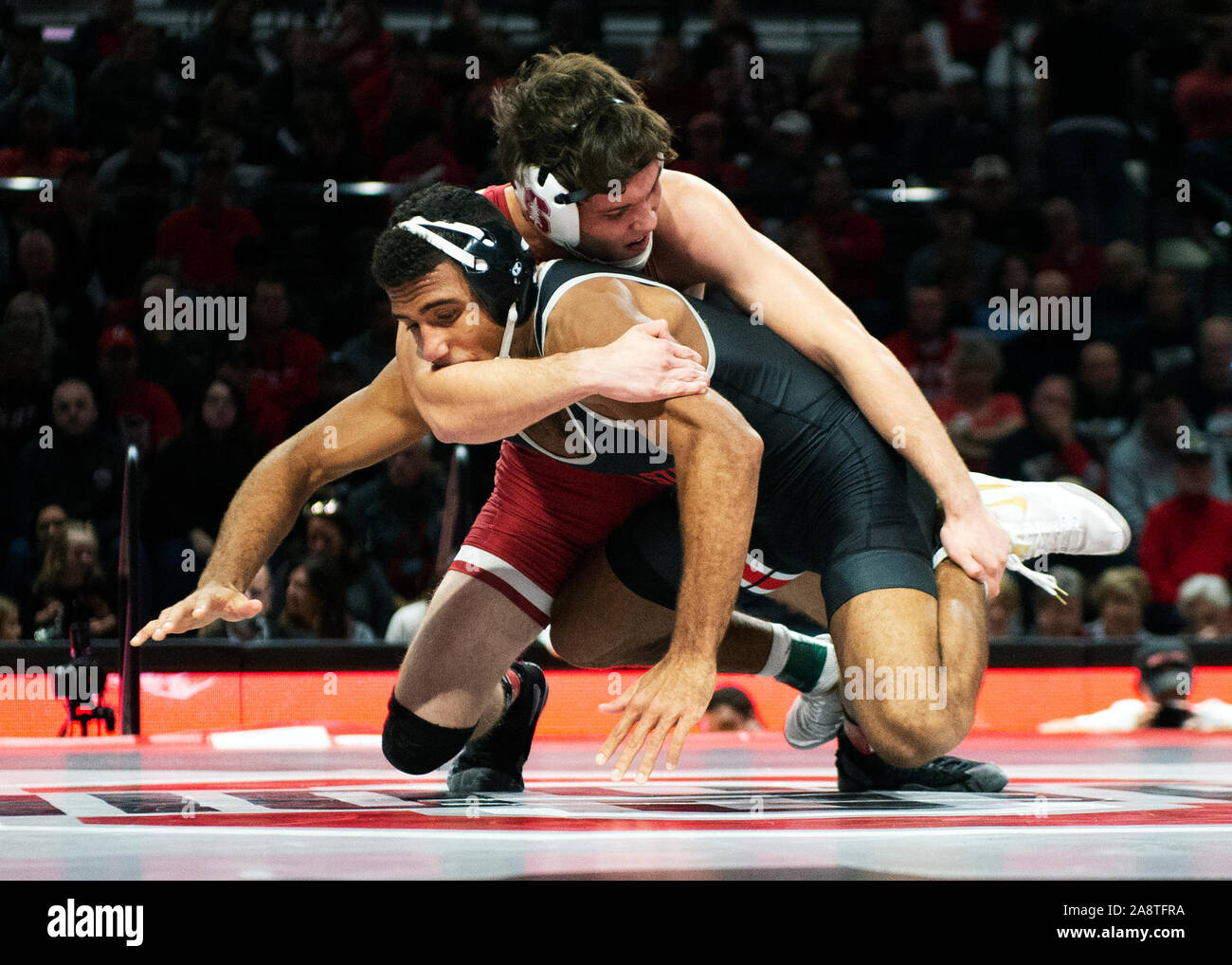 November 10, 2019: Stanford Cardinals Tyler Eischens (red) wrestles ...