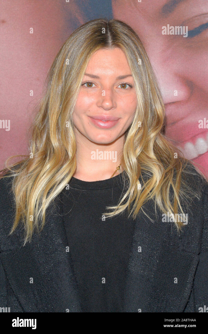 Sarah story hi-res stock photography and images - Alamy