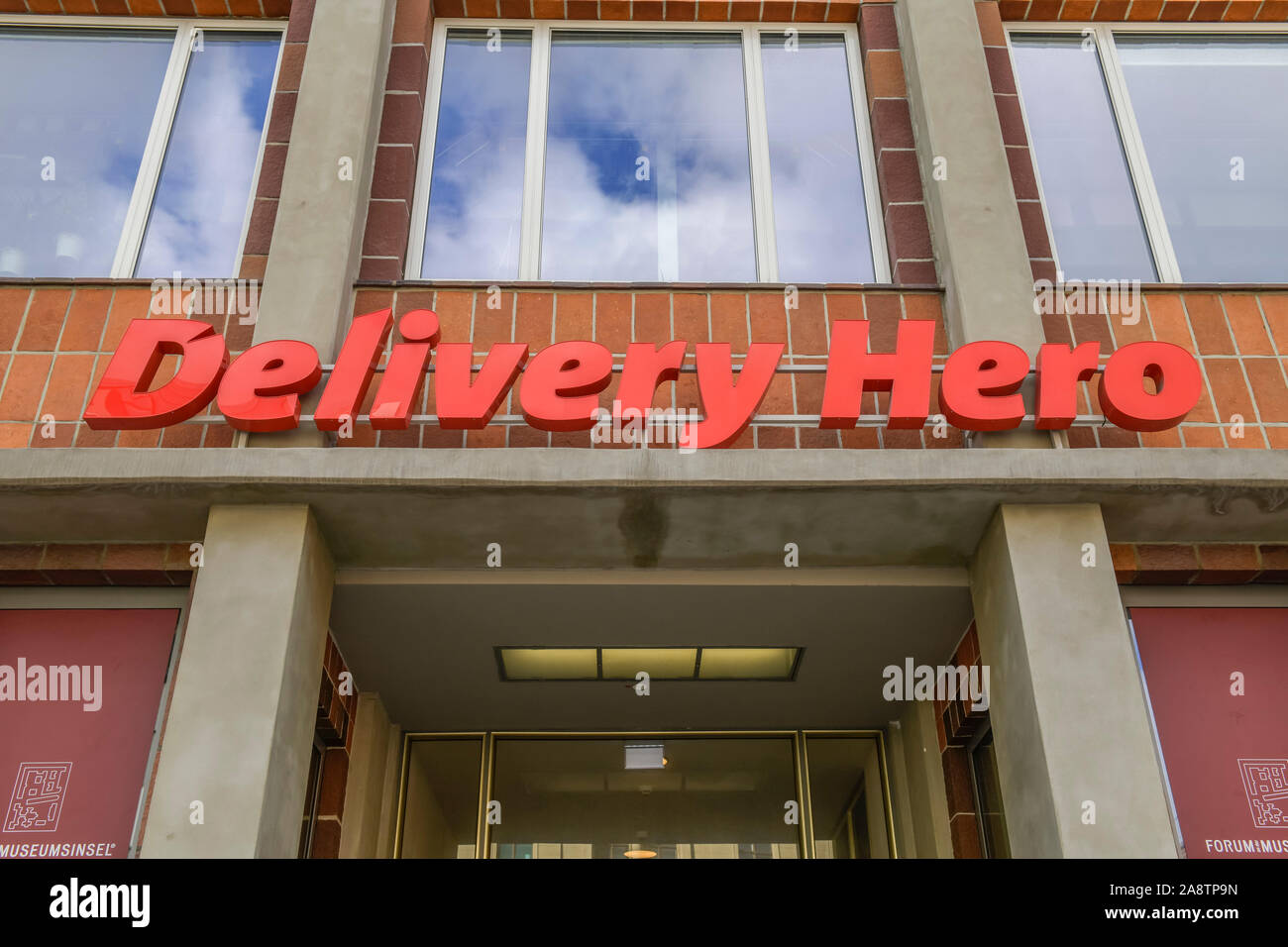 Delivery hero logo hi-res stock photography and images - Alamy