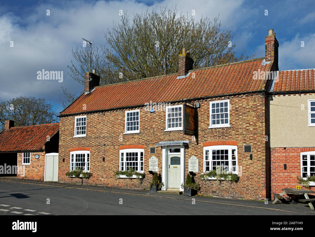 The Wellington Inn, in the Village of Lund, East Yorkshire, England UK ...