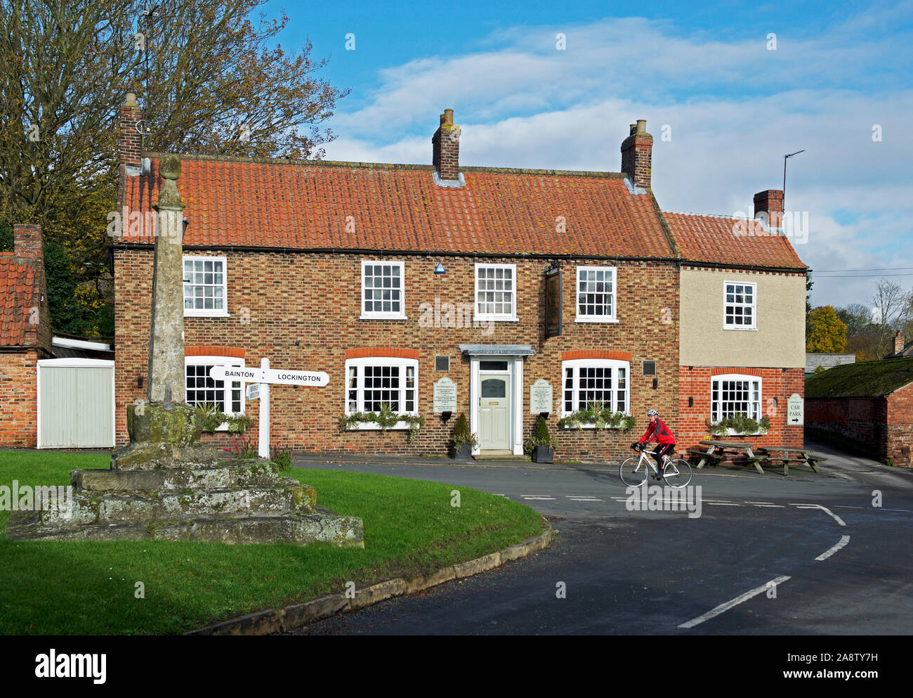 The Wellington Inn, in the Village of Lund, East Yorkshire, England UK ...