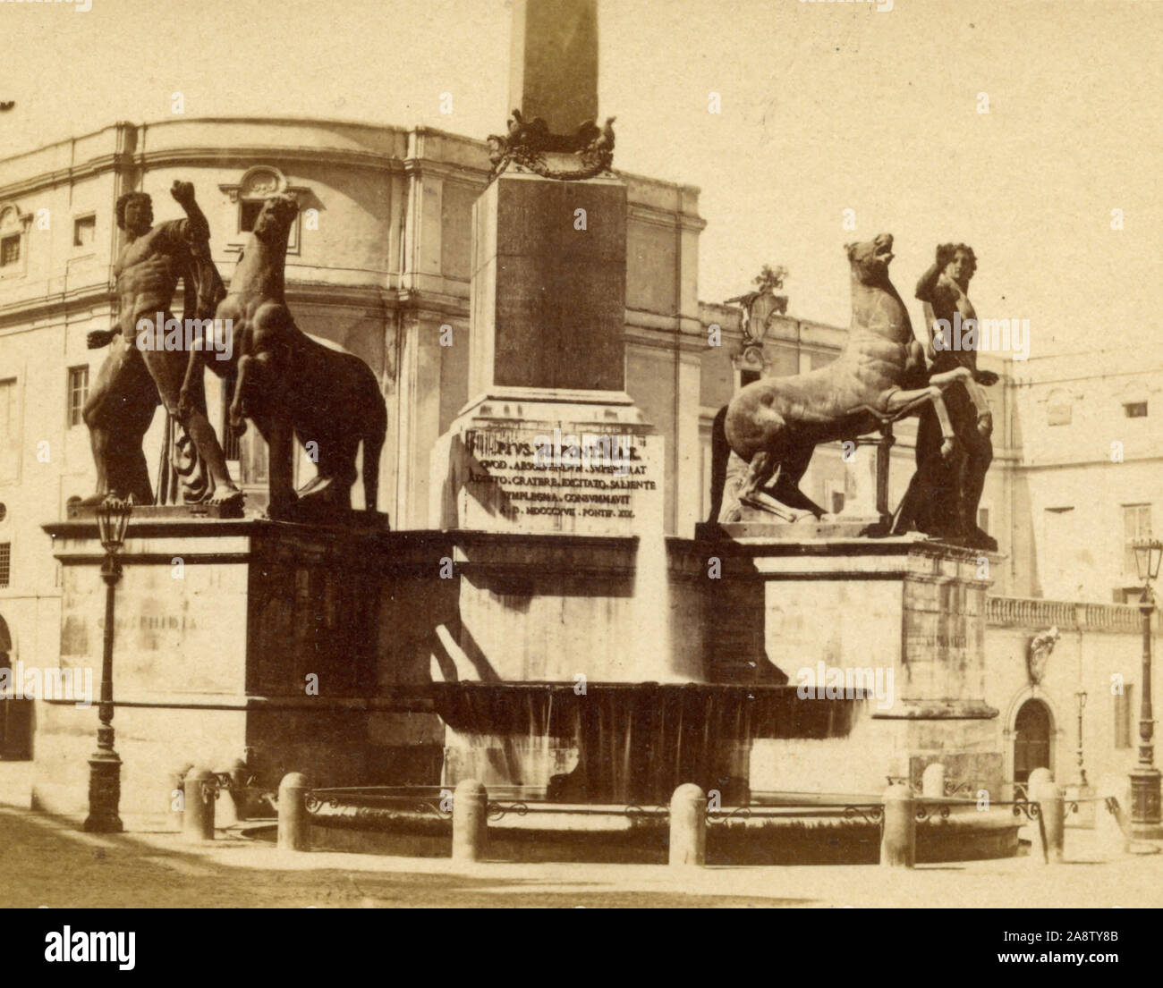 Fountain of the dioscuri hi-res stock photography and images - Alamy
