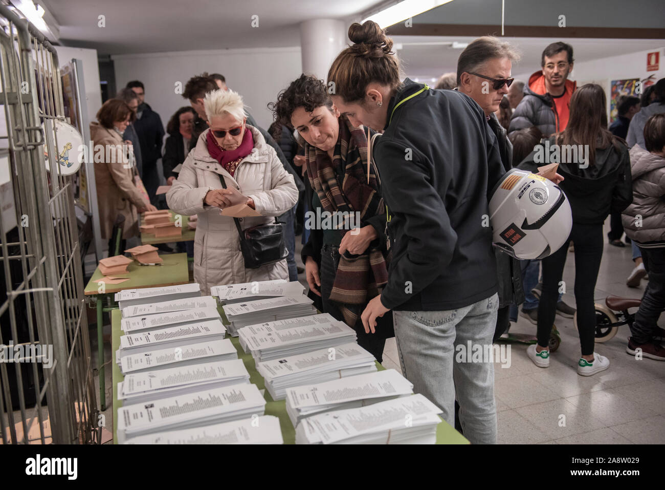 Spanish general election were held on Sunday, 10 November 2019, to ...
