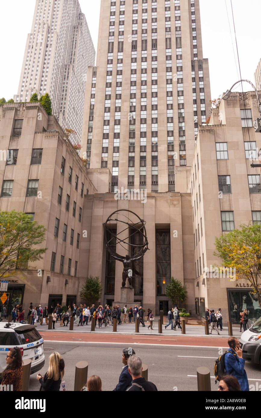 Rockefeller center mural hi-res stock photography and images - Alamy