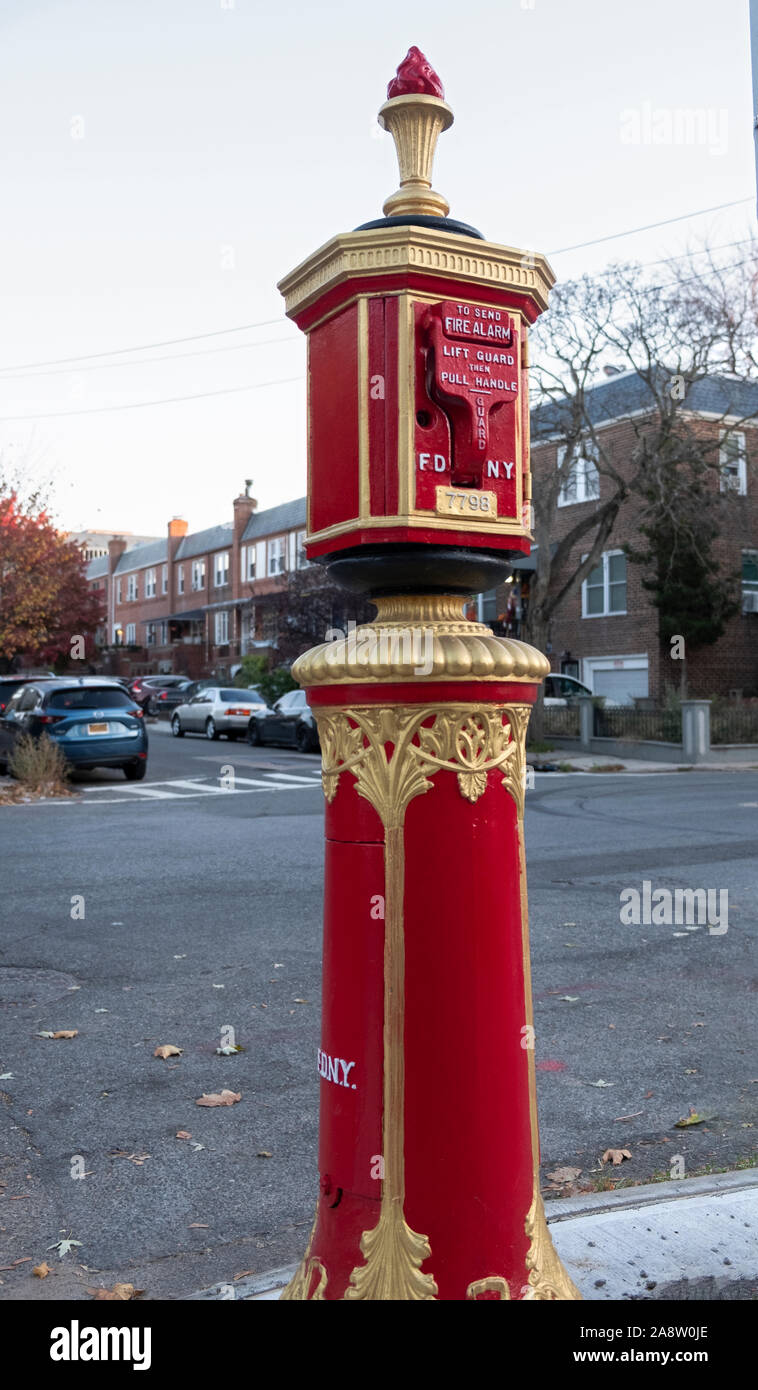 Fire alarm box hi-res stock photography and images - Alamy