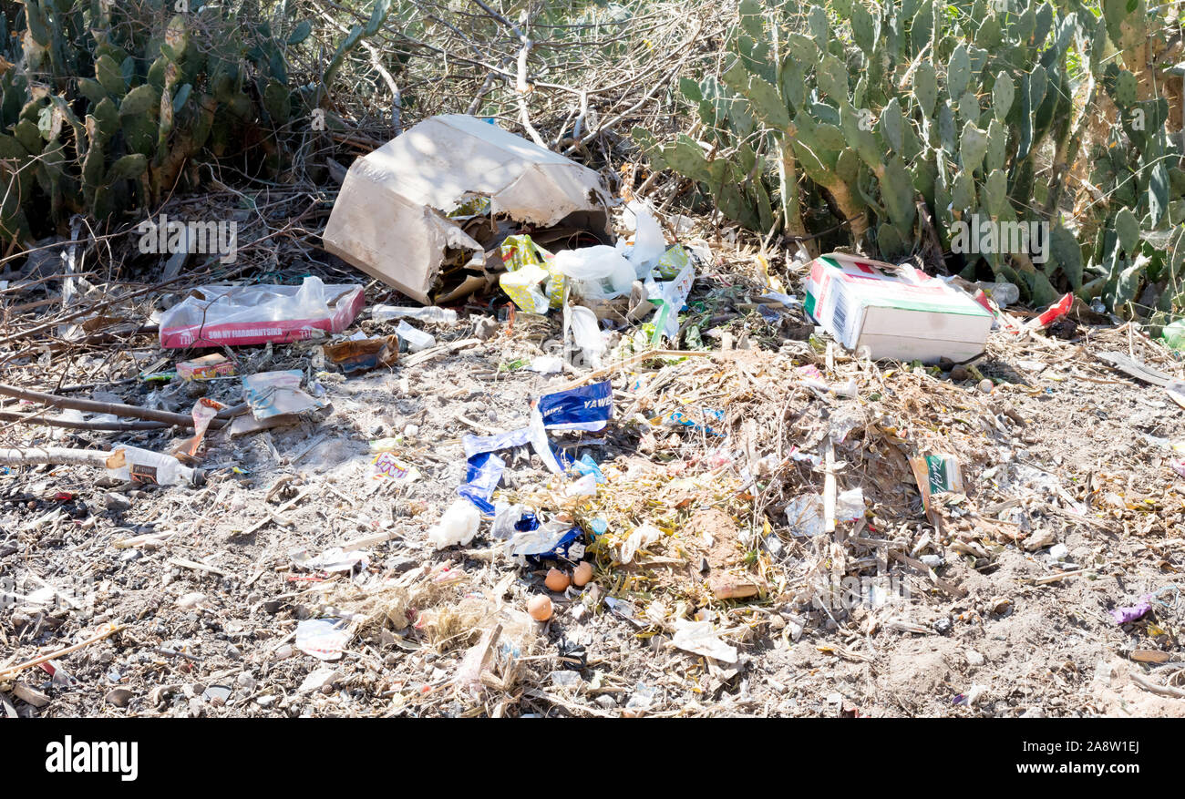 Rubish africa hi-res stock photography and images - Alamy