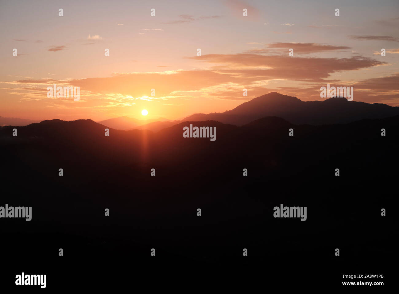Minimal sunrise landscape hi-res stock photography and images - Alamy