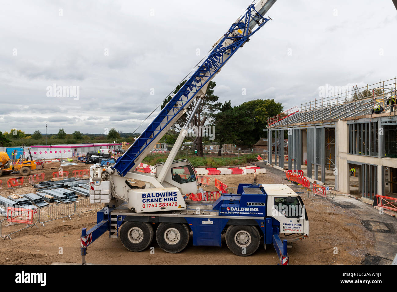 Mobile crane on building site Stock Photo - Alamy