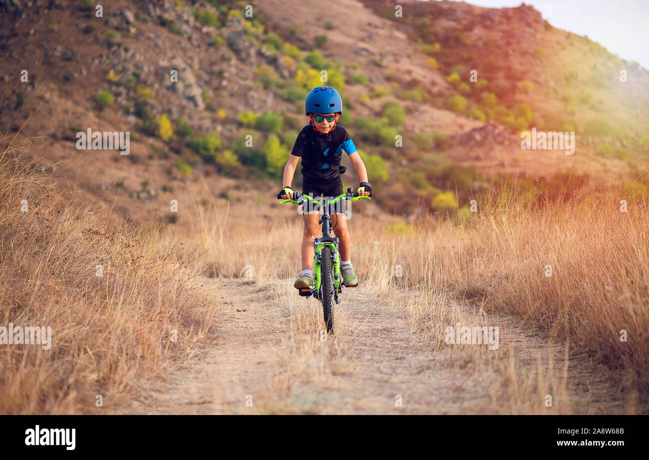 Child wearing bike helmet hi-res stock photography and images - Alamy