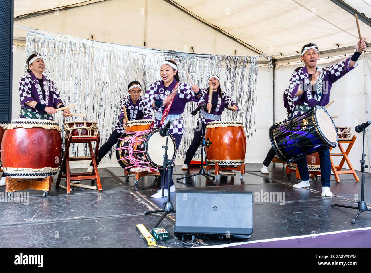 Japanese cultural festival drum hi-res stock photography and images - Alamy