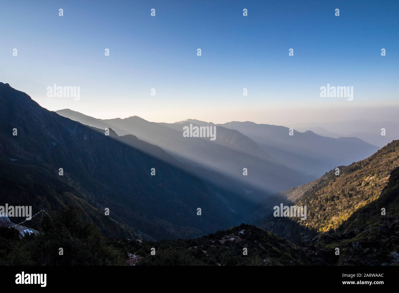Himalayan range hi-res stock photography and images - Alamy