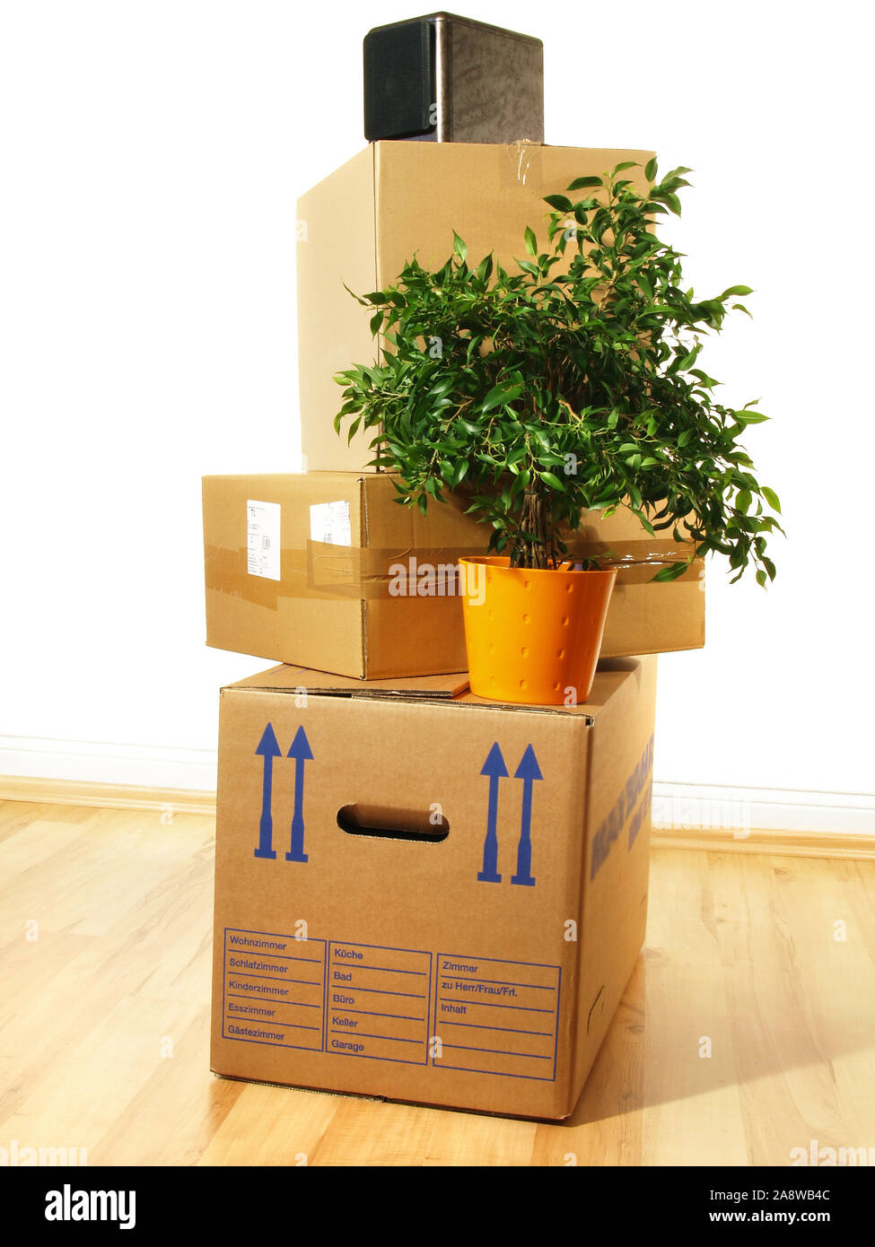 Transport boxes hi-res stock photography and images - Alamy