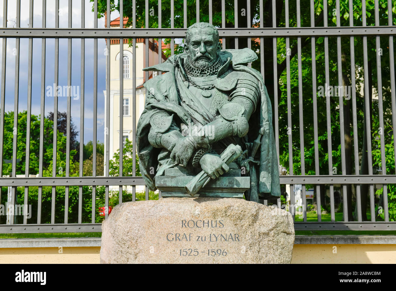 Lynar hi-res stock photography and images - Alamy