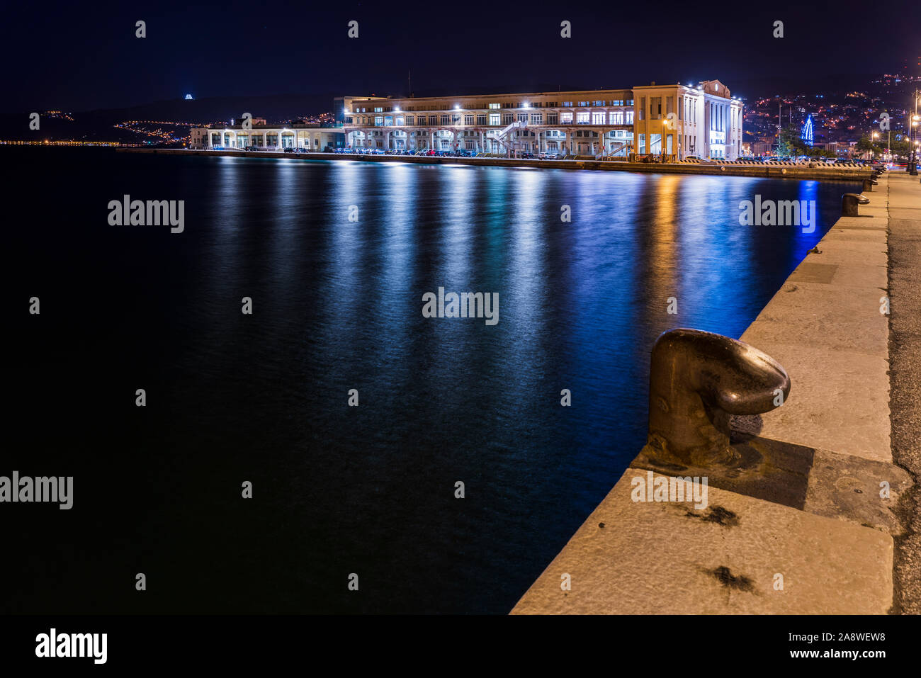 Night in Trieste. Historic buildings and magical atmosphere on the ...