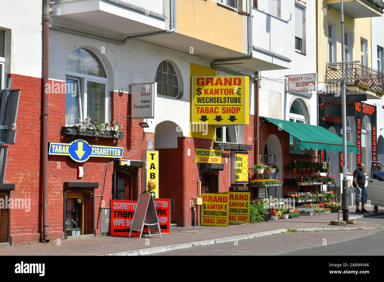 Laden, Wechselstube, Zigarettenverkauf, Altbau, Stadtzentrum, Slubice ...