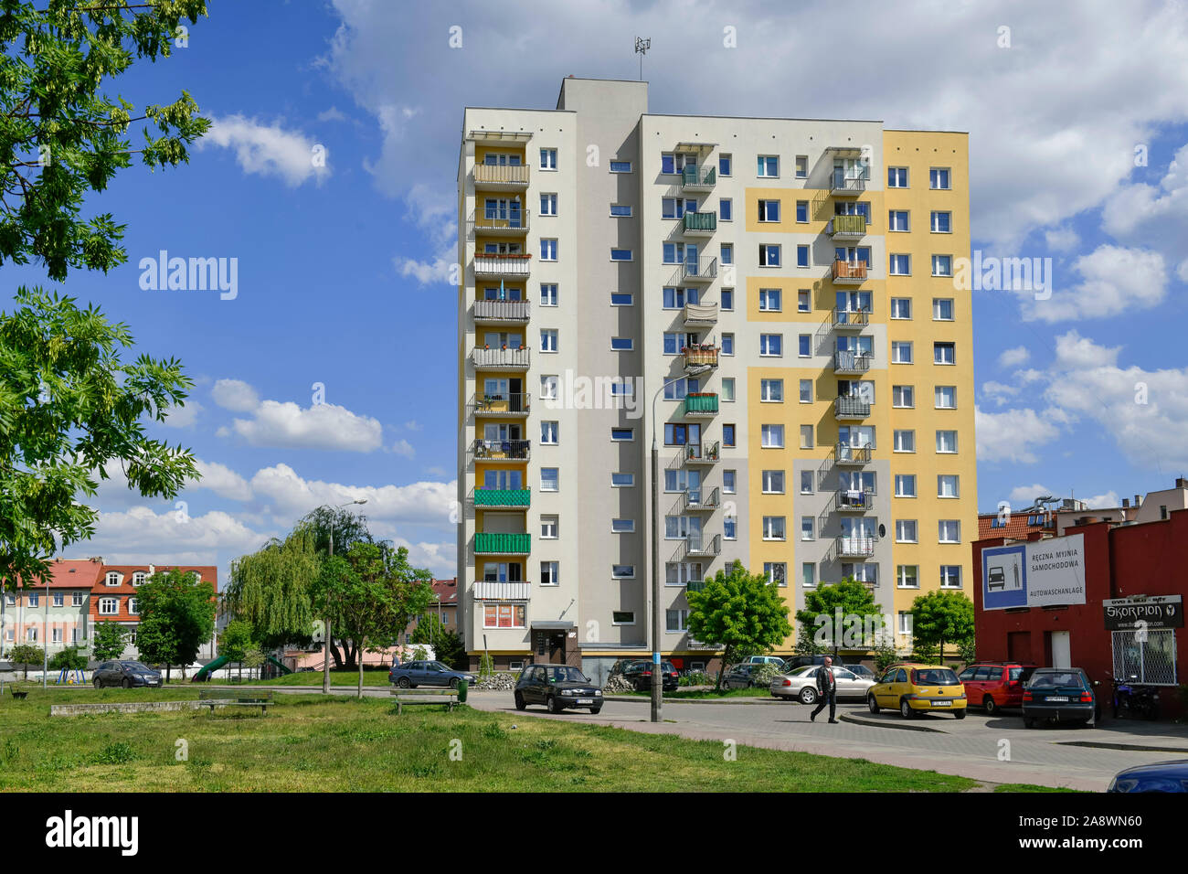 Plattenbau, Slubice, Polen Stock Photo - Alamy