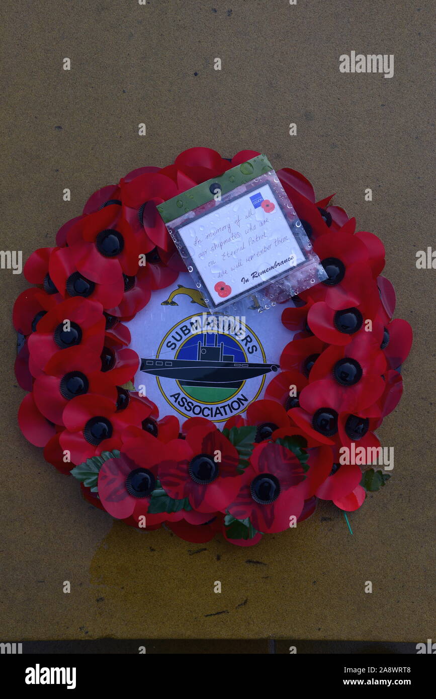 Submariners memorial wreath hi-res stock photography and images - Alamy