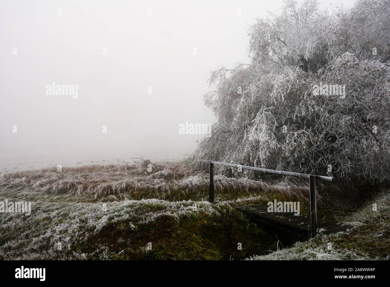 Old time winter scene hi-res stock photography and images - Alamy