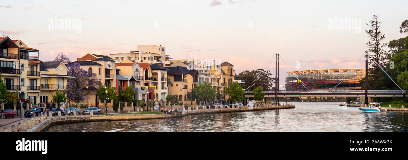 Foot pedestrian bridge hi-res stock photography and images - Alamy