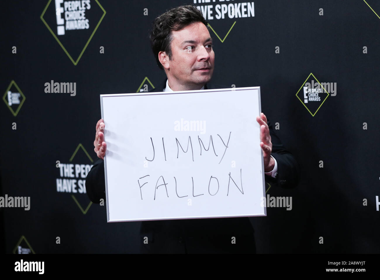 Jimmy Fallon arrives at the 2019 E! People's Choice Awards held at ...