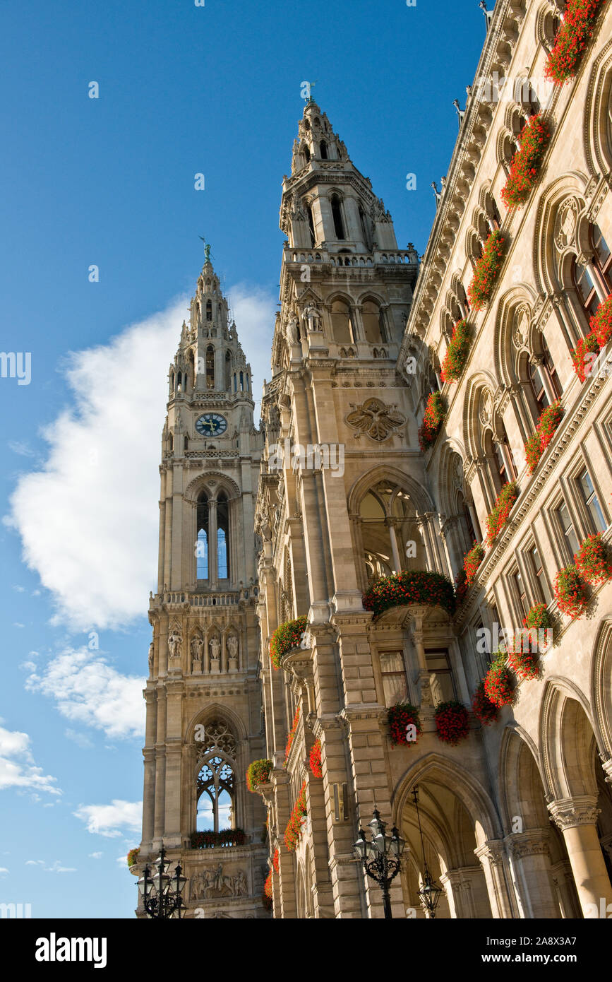 Architectural detail of the Vienna City Hall (Rathaus). Vienna, Austria ...