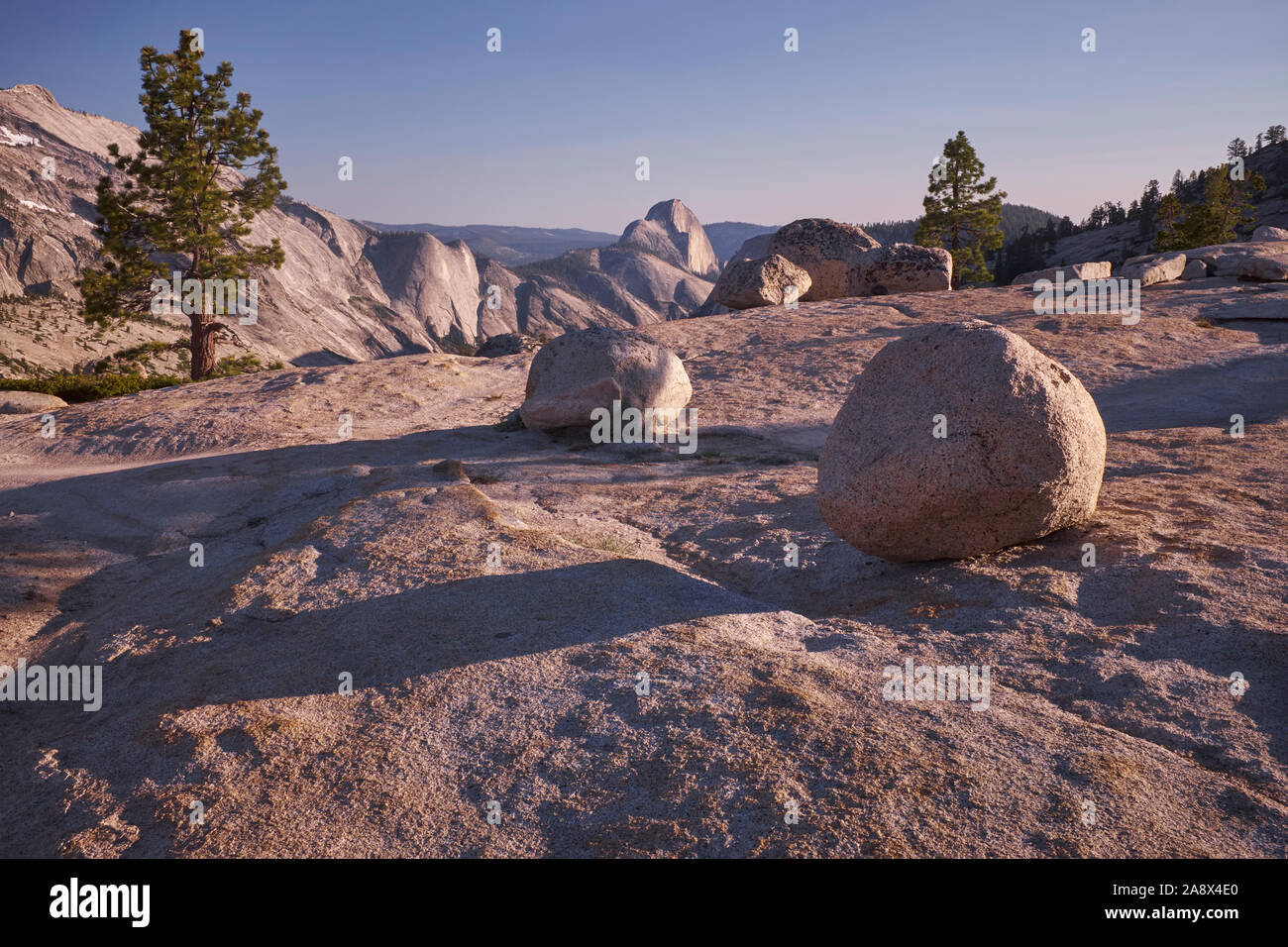 Yosemite half dome walking hi-res stock photography and images - Alamy