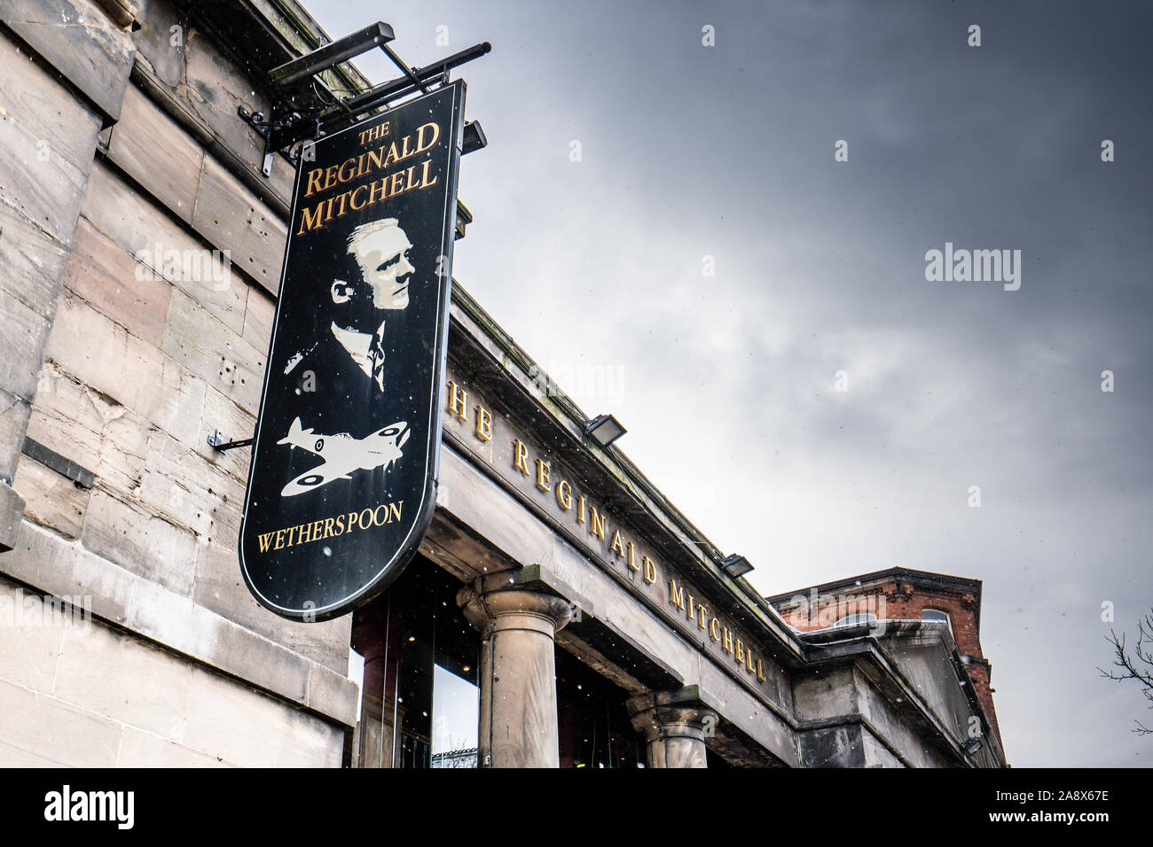Reginald mitchell hi-res stock photography and images - Alamy