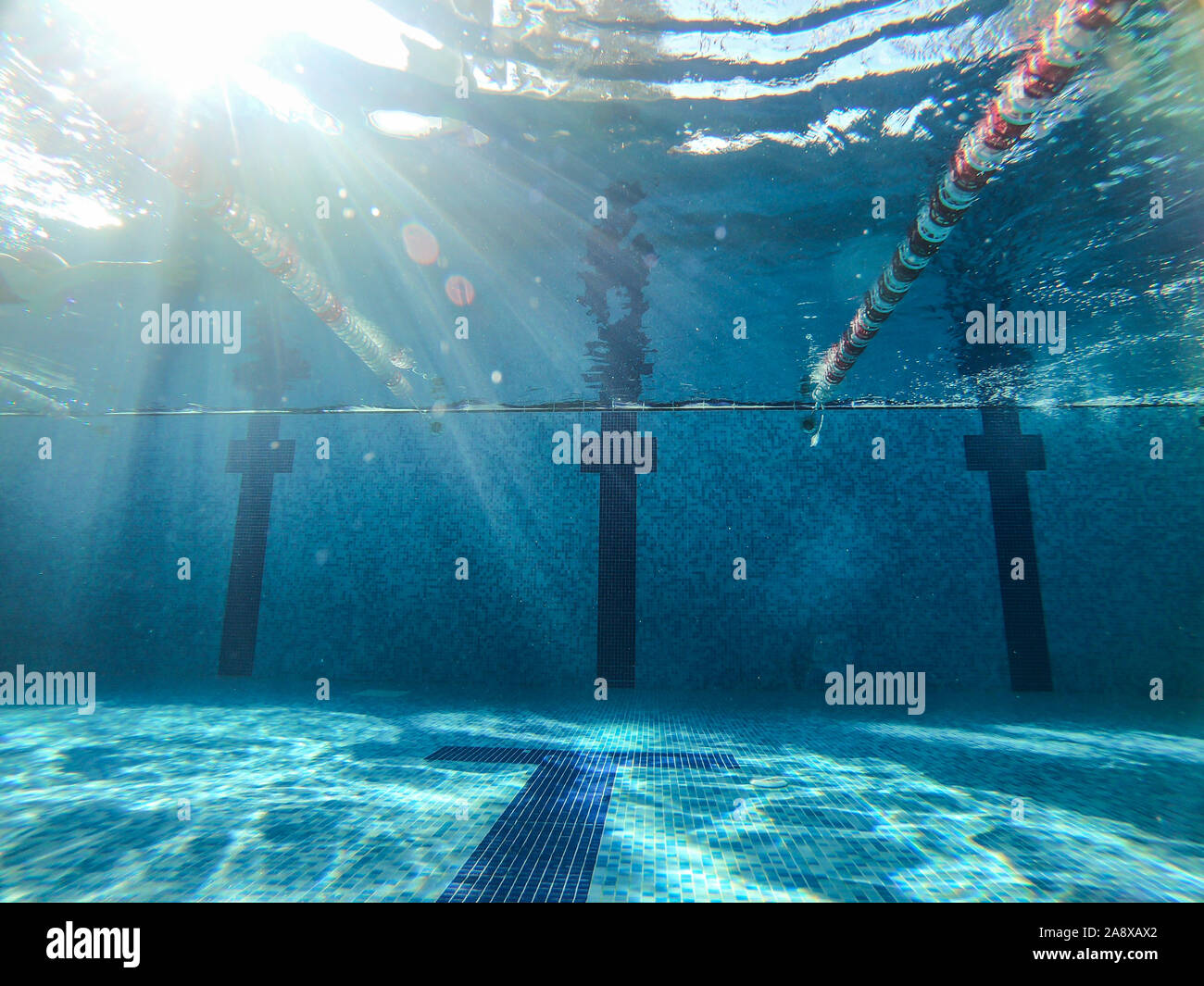 Underwater view empty pool water hi-res stock photography and images ...