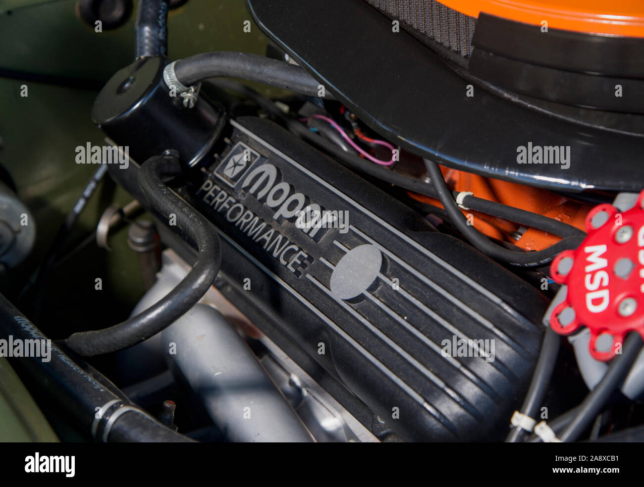 440 six pack hi-res stock photography and images - Alamy