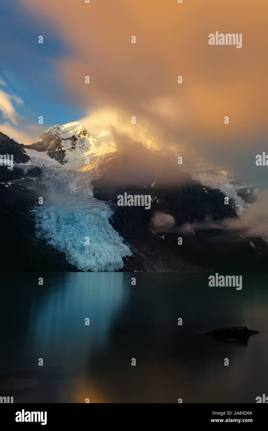 Colored Vertical View Sunrise Mount Robson Provincial Park, British ...