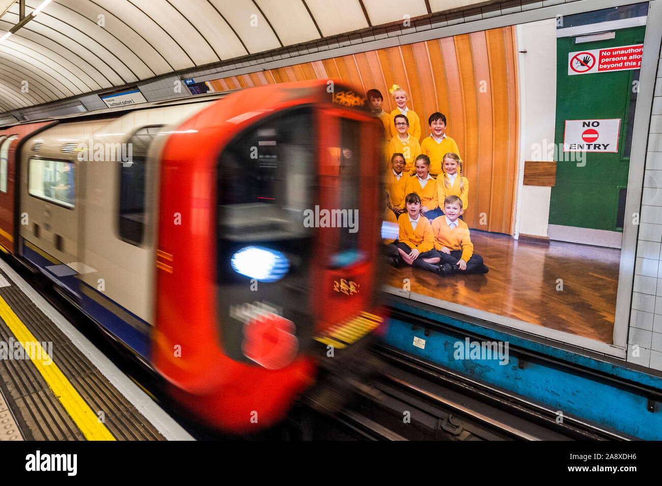 London, UK. 11th Nov 2019. Yr 3 project posters on the platform ...