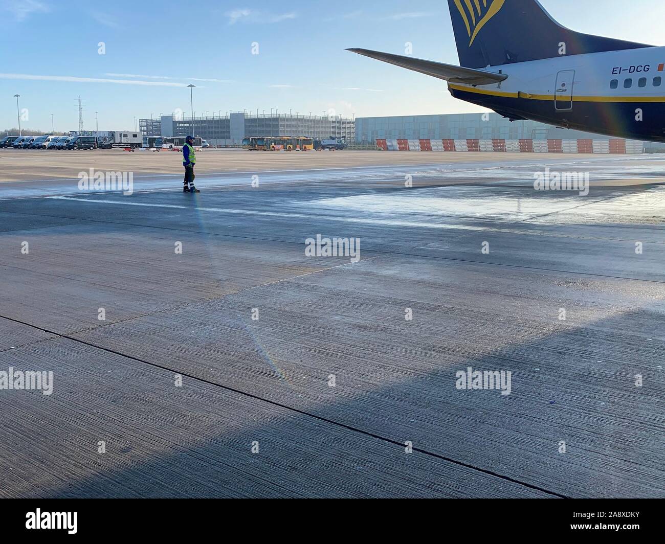 Airport operator hi-res stock photography and images - Alamy