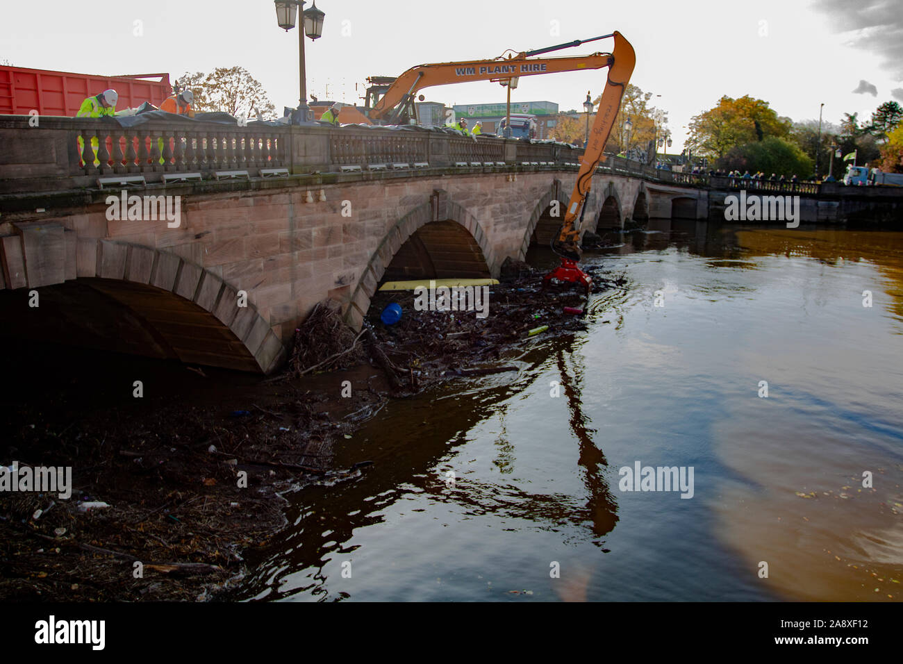 22/09/2019, Sabrina Bridge, Removal of debris and trees blocking the ...
