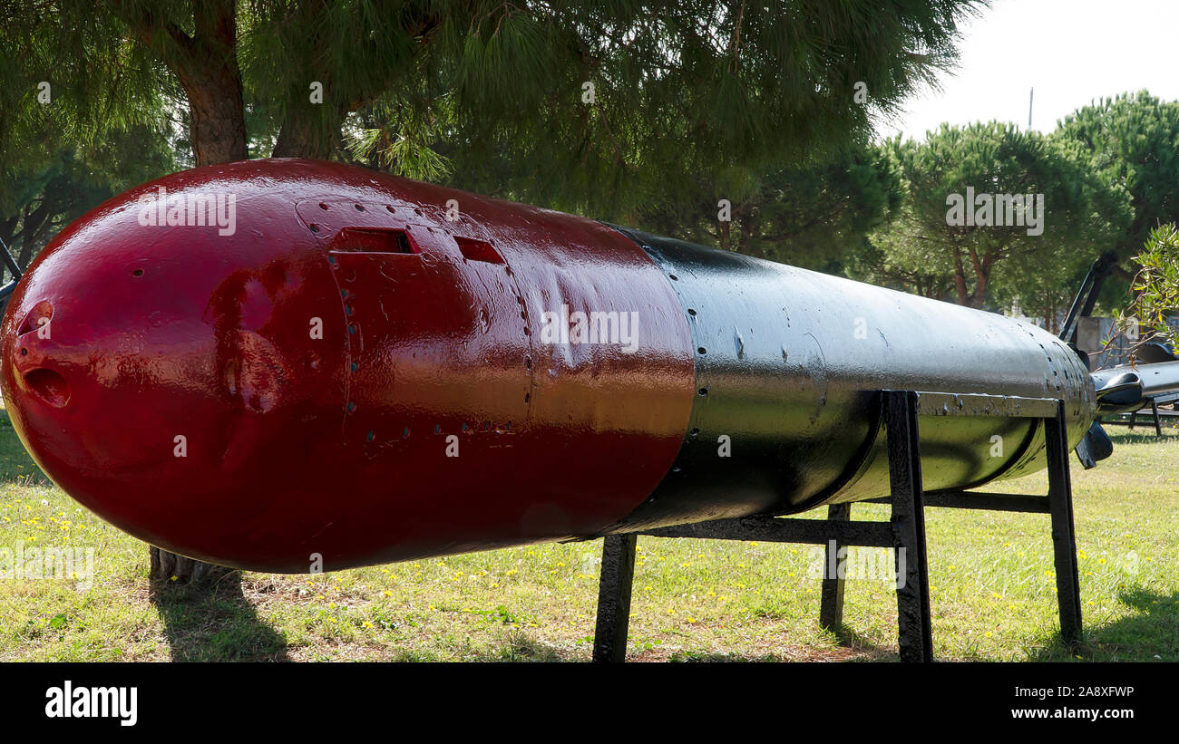 Submarine torpedo boat hi-res stock photography and images - Alamy