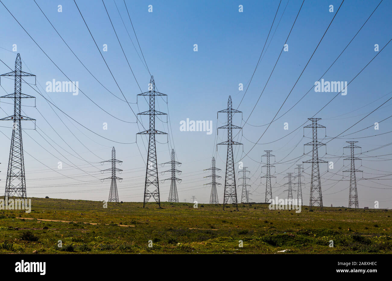 Electric power transmission hi-res stock photography and images - Alamy