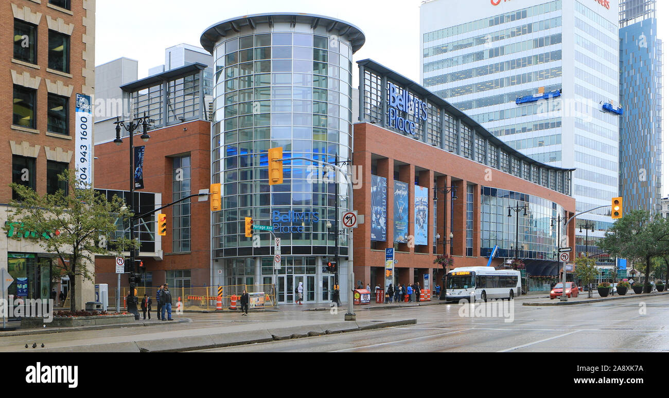 Bell canada office building canada hi-res stock photography and images ...