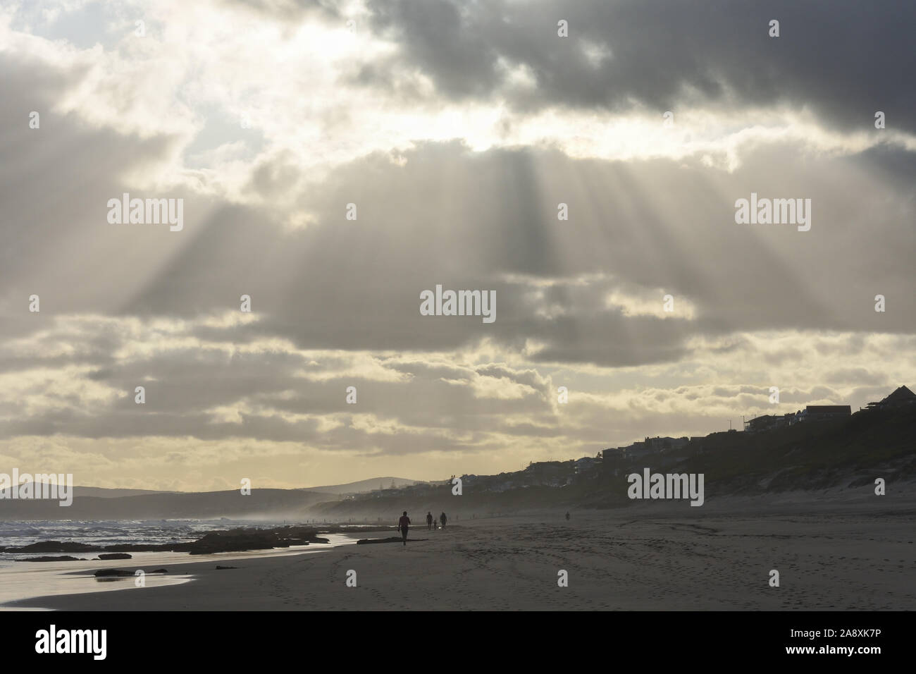 Rays Of Sunlight On Afternoon Vacation Beach Stock Photo - Alamy
