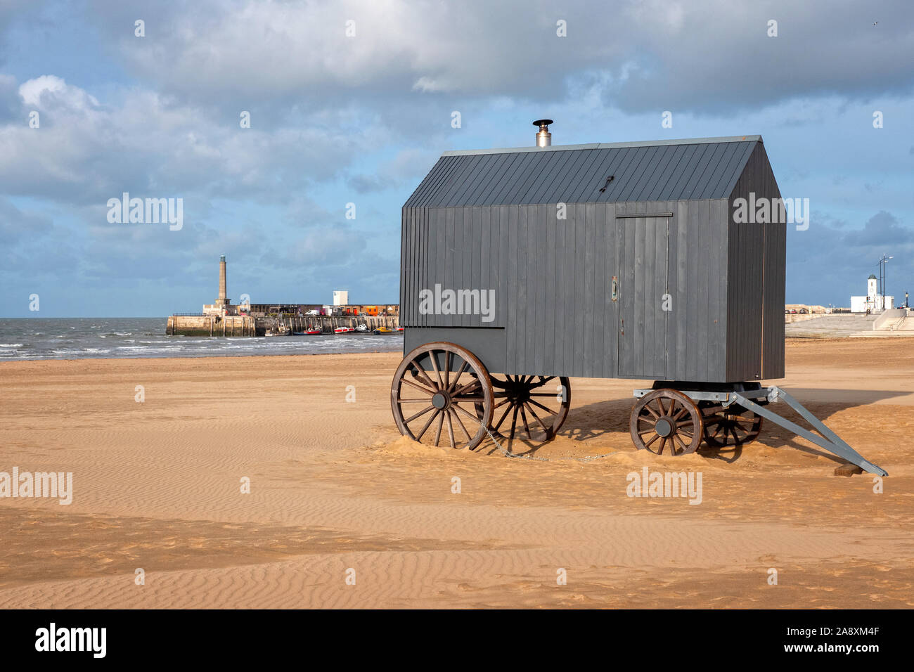 Bathing machine hi-res stock photography and images - Alamy