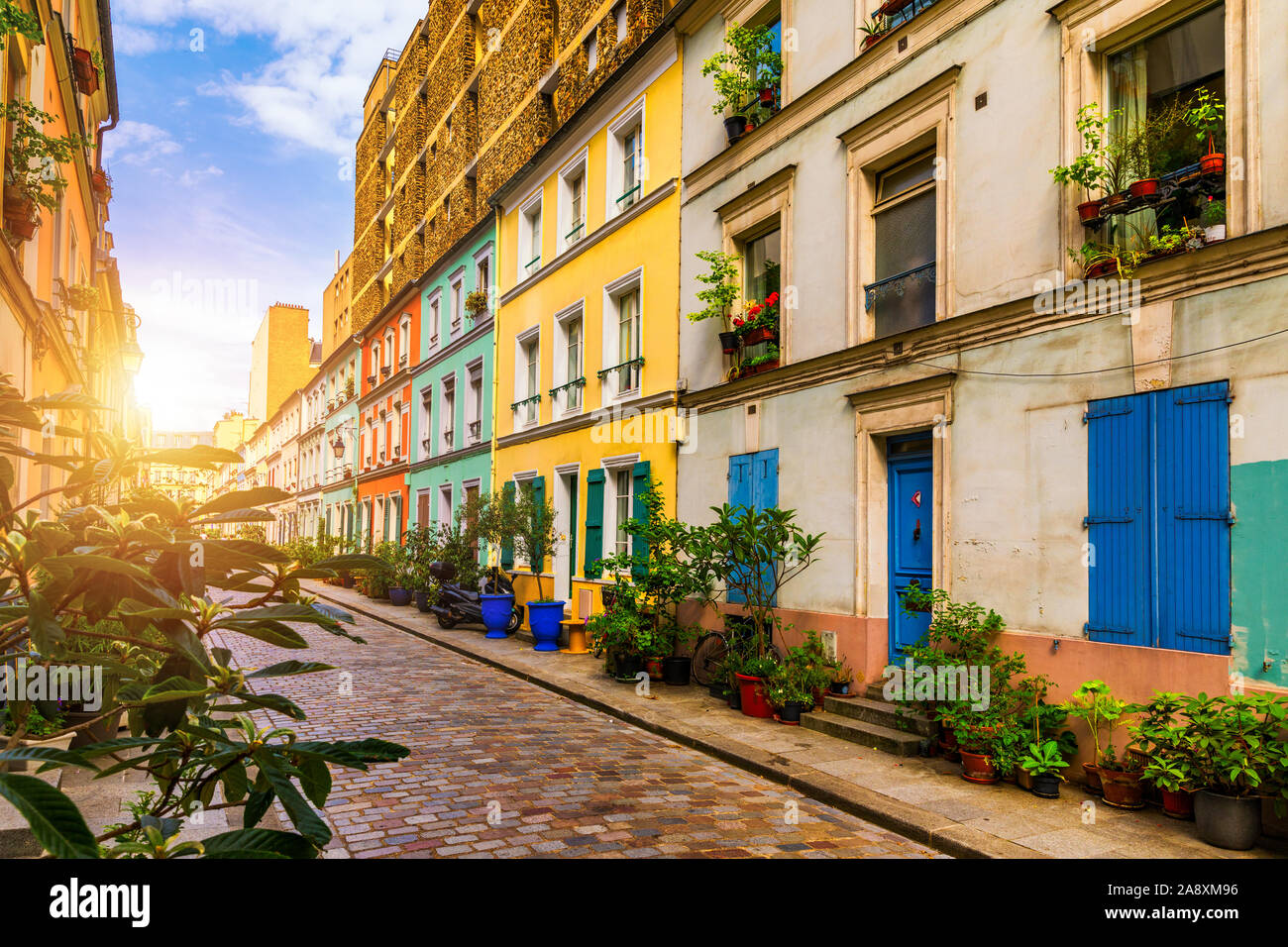 Cremieux Street (Rue Cremieux), Paris, France. Rue Cremieux in the 12th ...