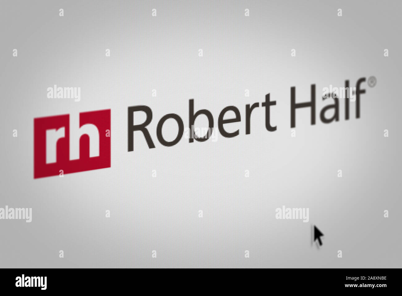 Robert half logo hi-res stock photography and images - Alamy