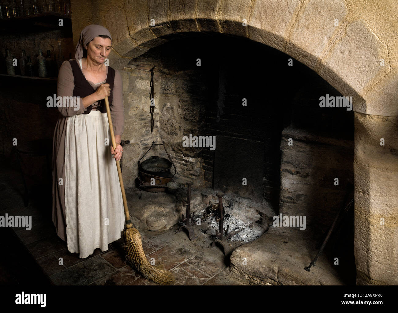 French maid costume hi-res stock photography and images - Alamy