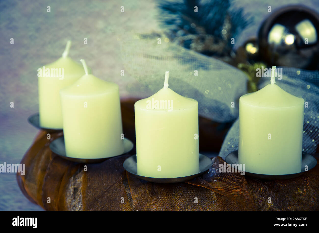 Lit candles and unlit candles hi-res stock photography and images - Alamy