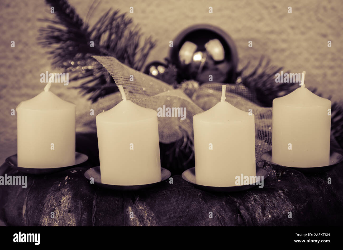 Unlit candles hi-res stock photography and images - Alamy