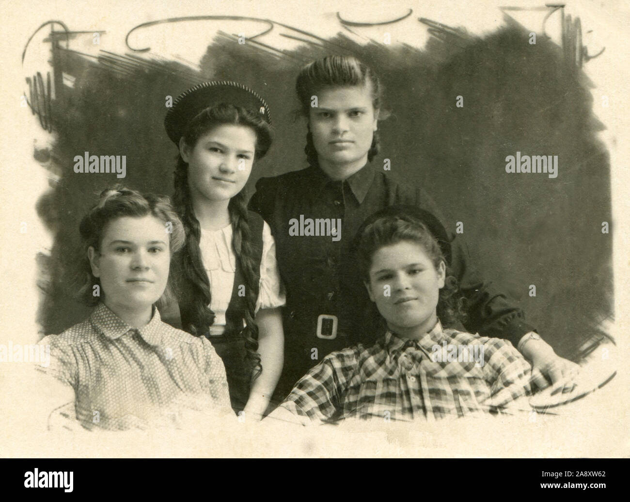 Russian girls hi-res stock photography and images - Alamy